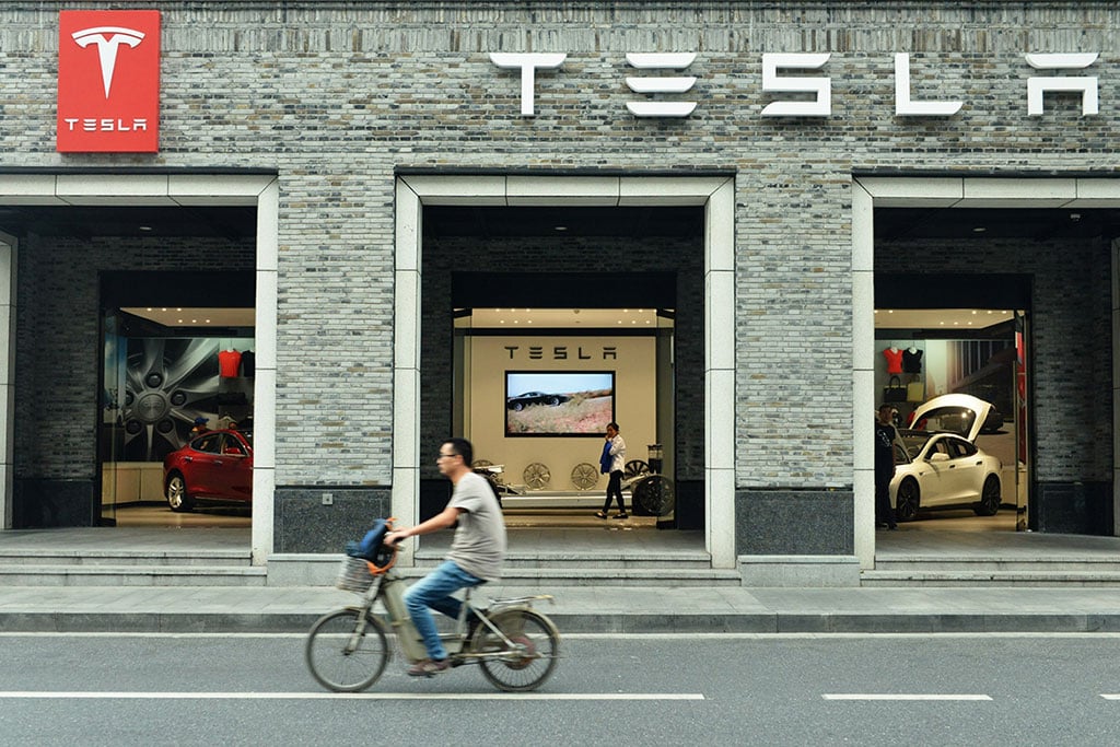 TSLA Stock Up 1.75%, Tesla to Disrupt Auto Design and Manufacturing ...